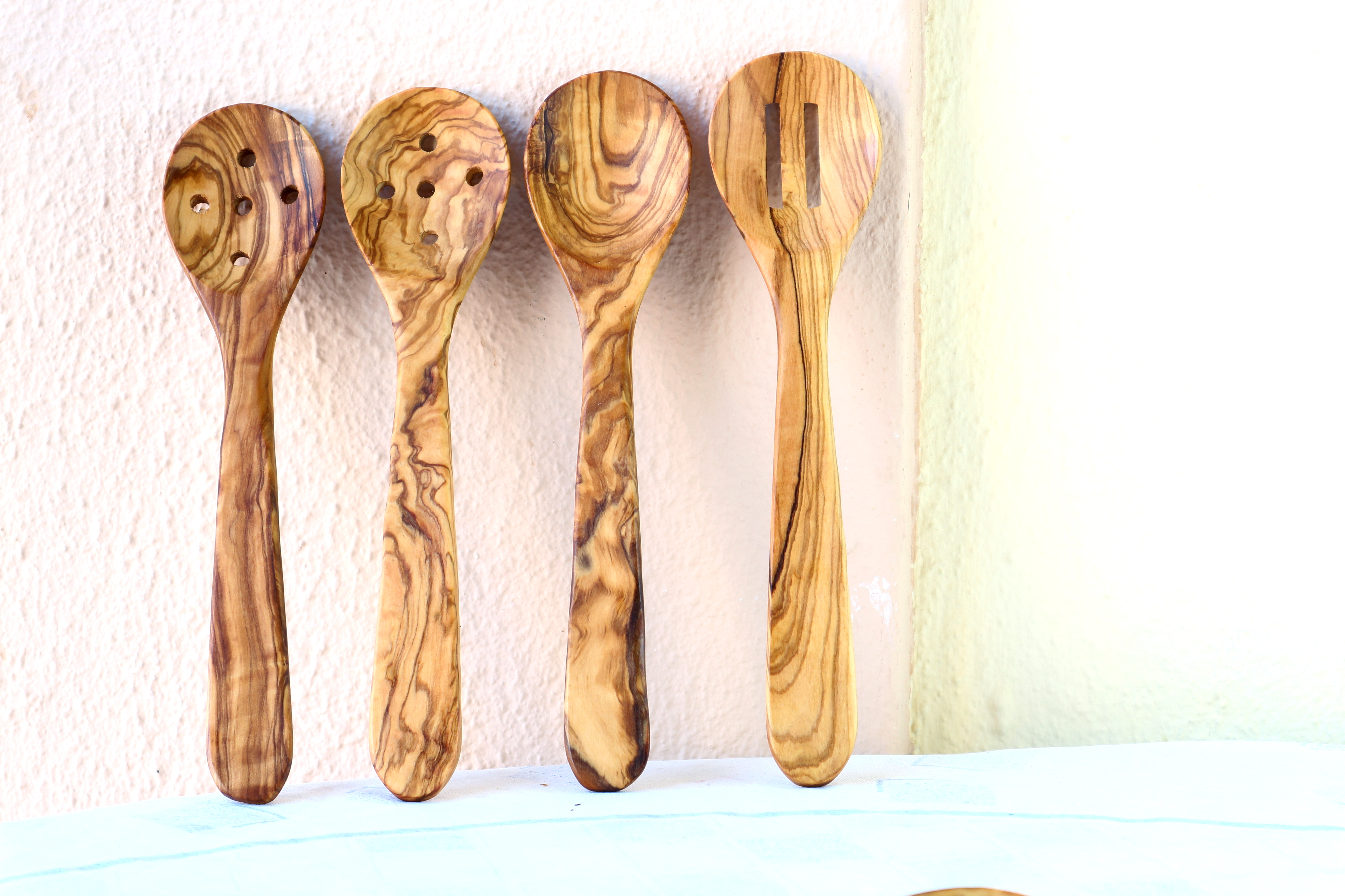 74601. cuchara de cocina redonda – Productos de Olivo